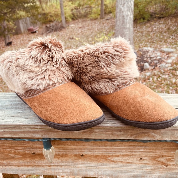 isotoner | Shoes | Isotoner Womens Recycled Microsuede Mallory Boot ...